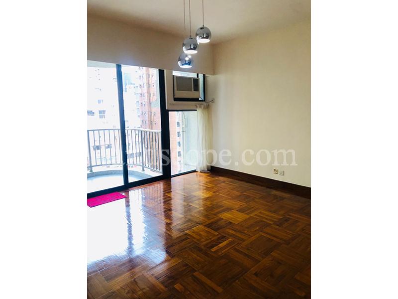 Elegant Terrace | Midlevels West | Landscope Realty Limited